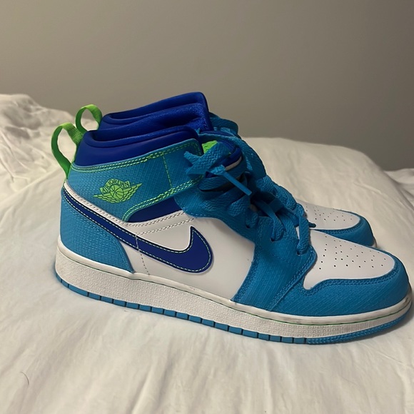 Nike | Shoes | Nike Air Jordan Mid Js Sprite | Poshmark